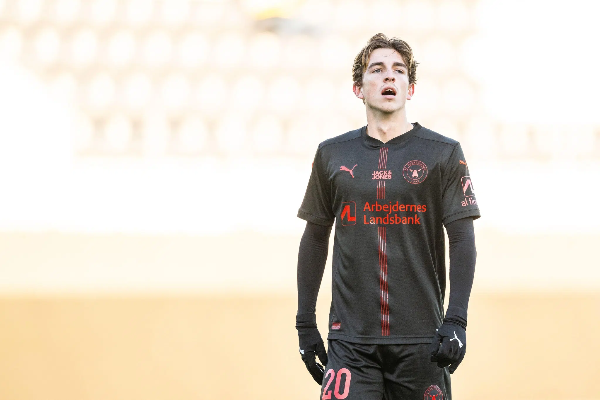 Mathieu Patouillet Joins Al-Hilal in a Strategic Move - transfer-site.co.uk