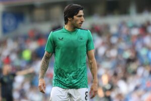 Tottenham Hotspur Eye Sandro Tonali in Ambitious Transfer Move ...